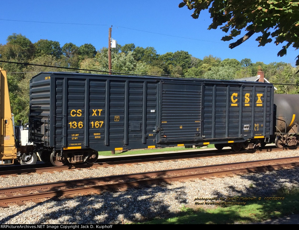 CSXT 136167, West Newton, Pennsylvania. October 7, 2016